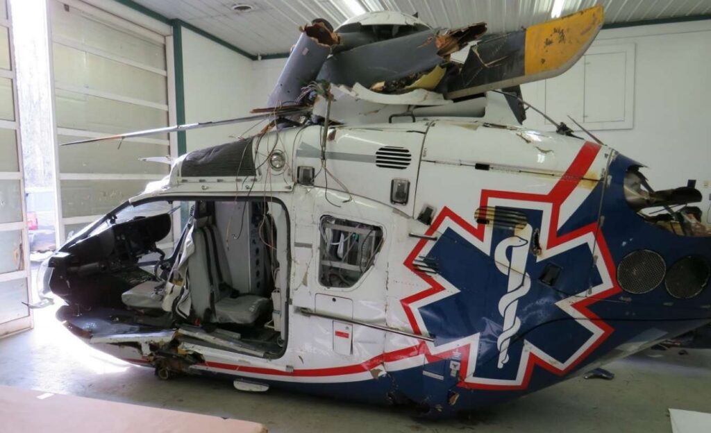 Air Ambulance EC135 Loss of Control & Main Rotor / Engine Overspeeds ...